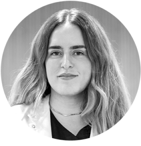 Hang Mioku: The woman who injected cooking oil to her face